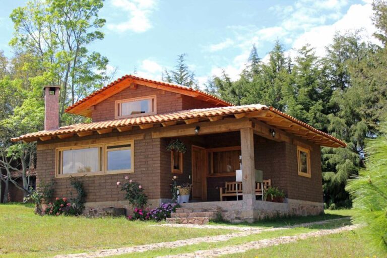 25 bellas casitas de campo con techo de teja. - Casas de Campo