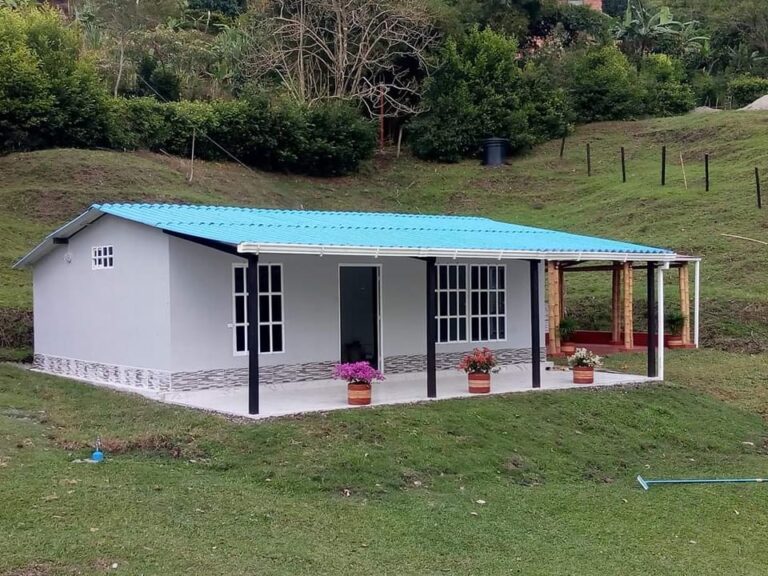 +15 casas de campo con techo de calamina. - Casas de Campo