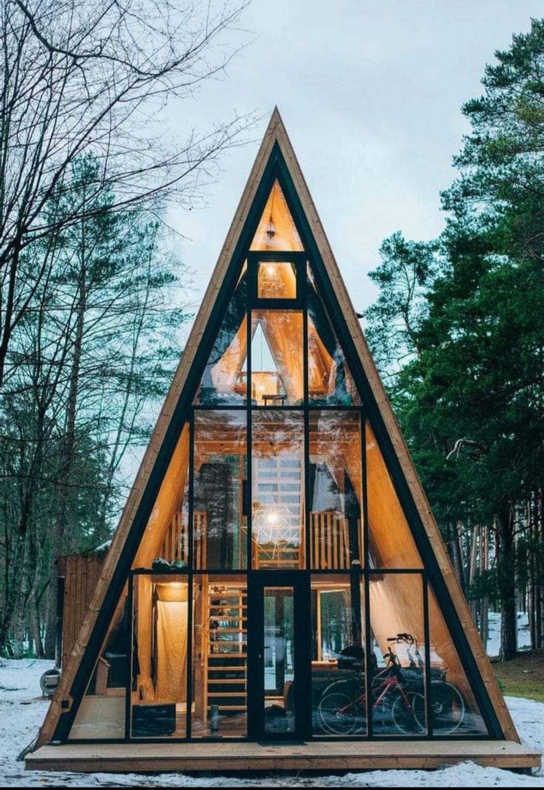 Descubriendo la belleza de las casas de campo triangulares: Un refugio ...